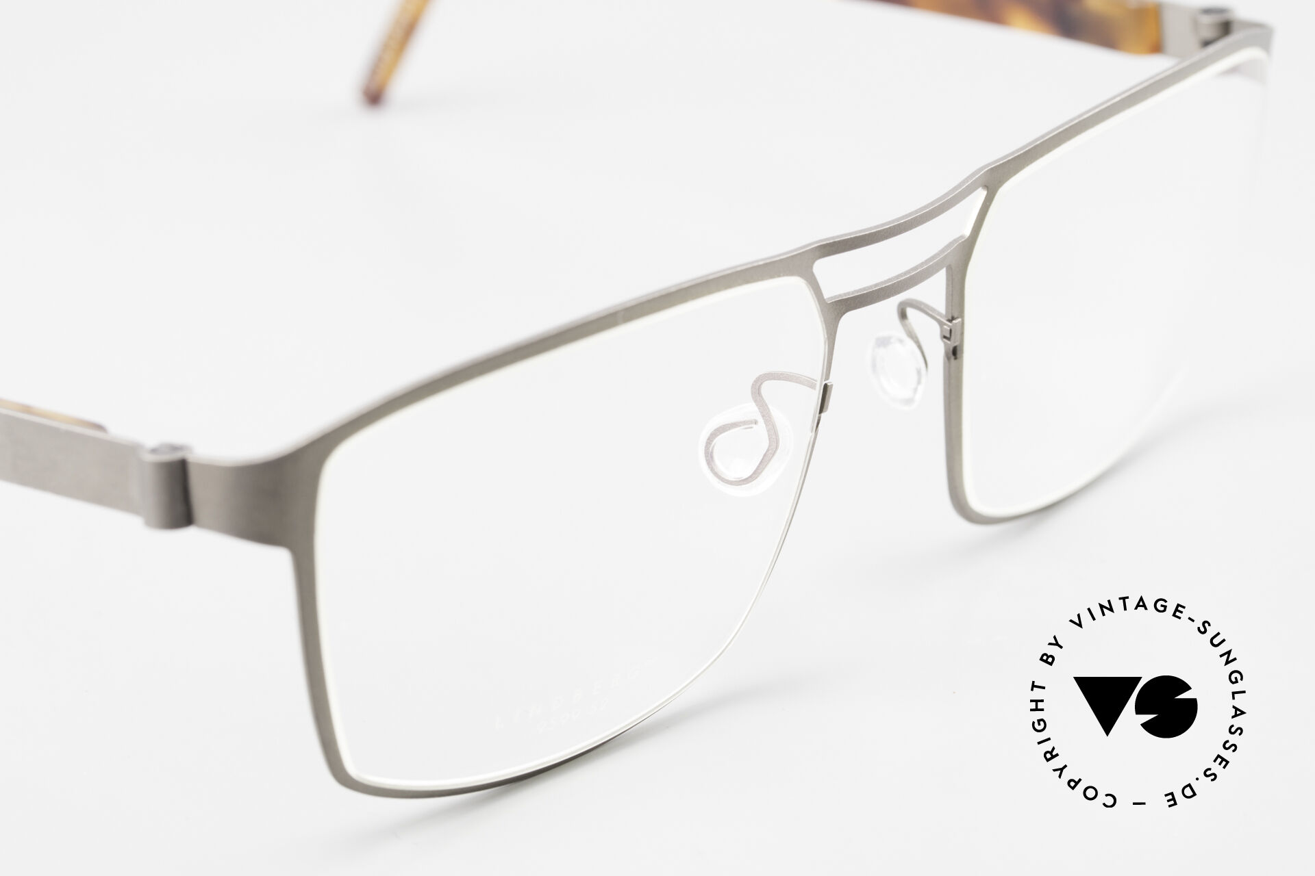 Brillen Lindberg 9599 Strip Titanium Markante Herrenbrille 2017
